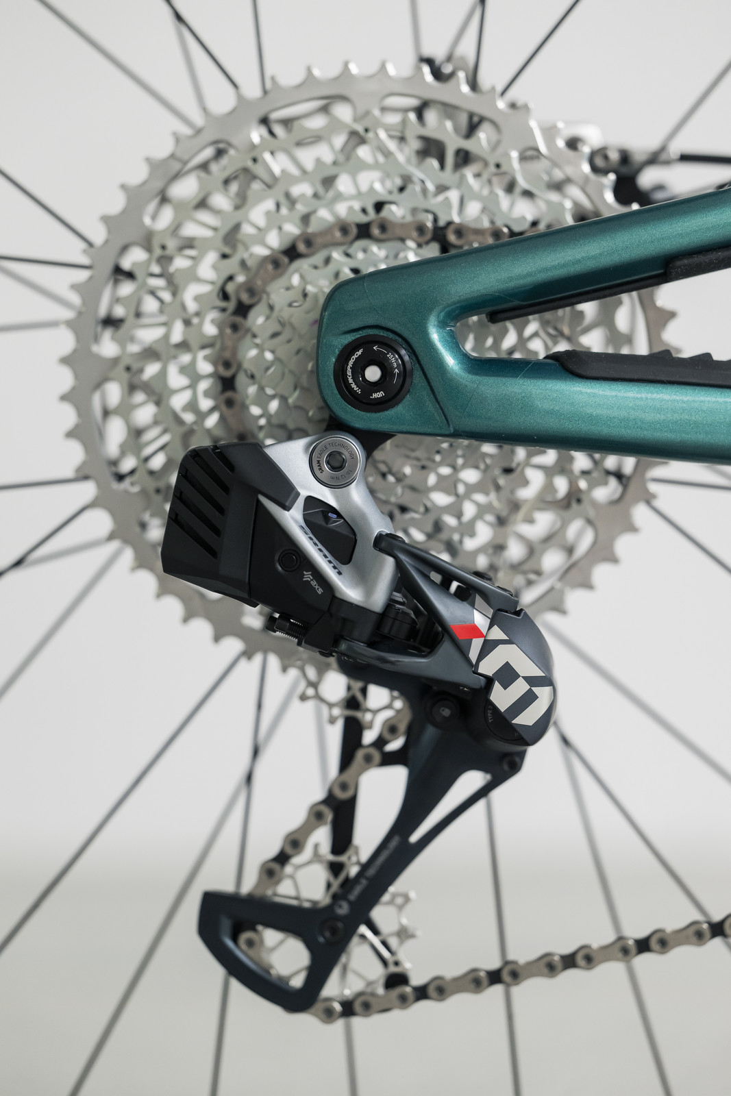 Nukeproof Giga 290 Custom made by Bike Builders - Bike Builders's Bike Check - Vital MTB